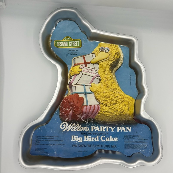 Sesame Street | Kitchen | Vintage 978 A Big Bird Cake Pan | Poshmark